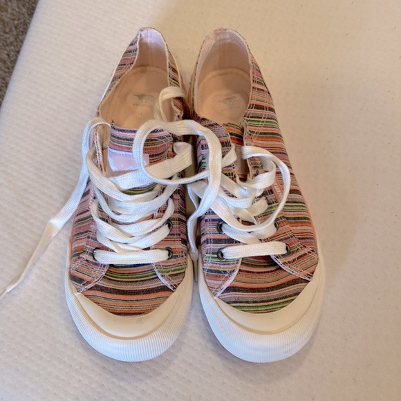 Rocket Dog | Shoes | Rocket Dog Pink Stripe Sneakers | Poshmark